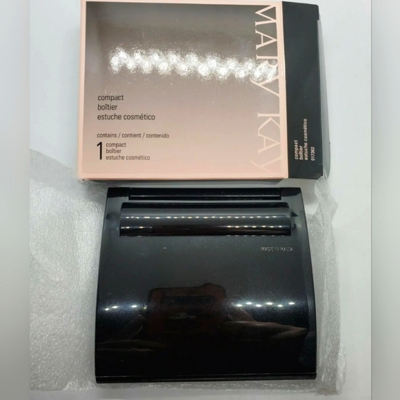 Mary Kay | Makeup | New In Box Mary Kay Makeup Compact Black Pink With ...